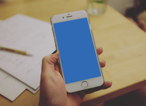 Cómo reparar la pantalla azul de la muerte del iPhone 2026